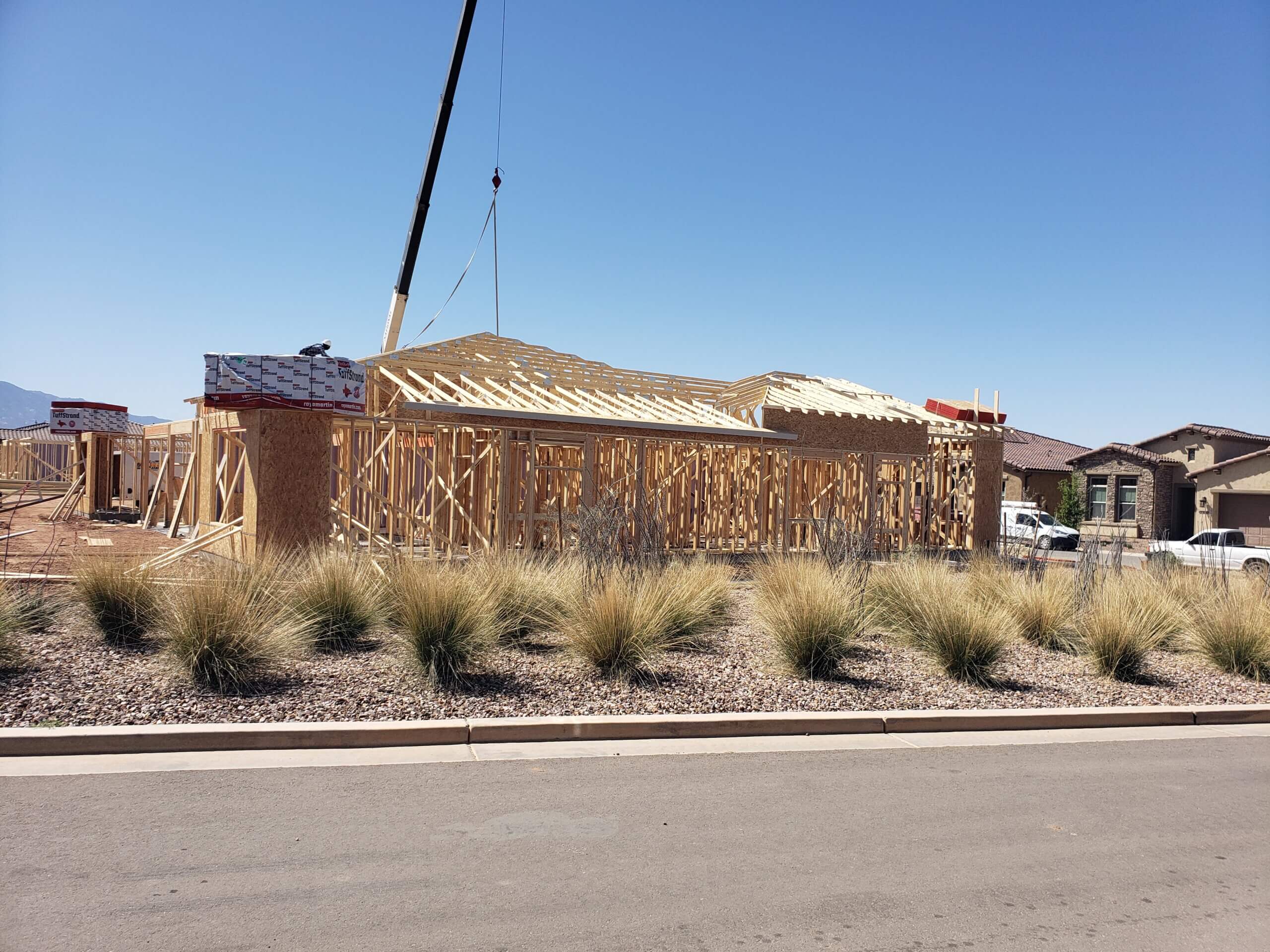 Exploring Different Types of Trusses - L&L Manufactured Components